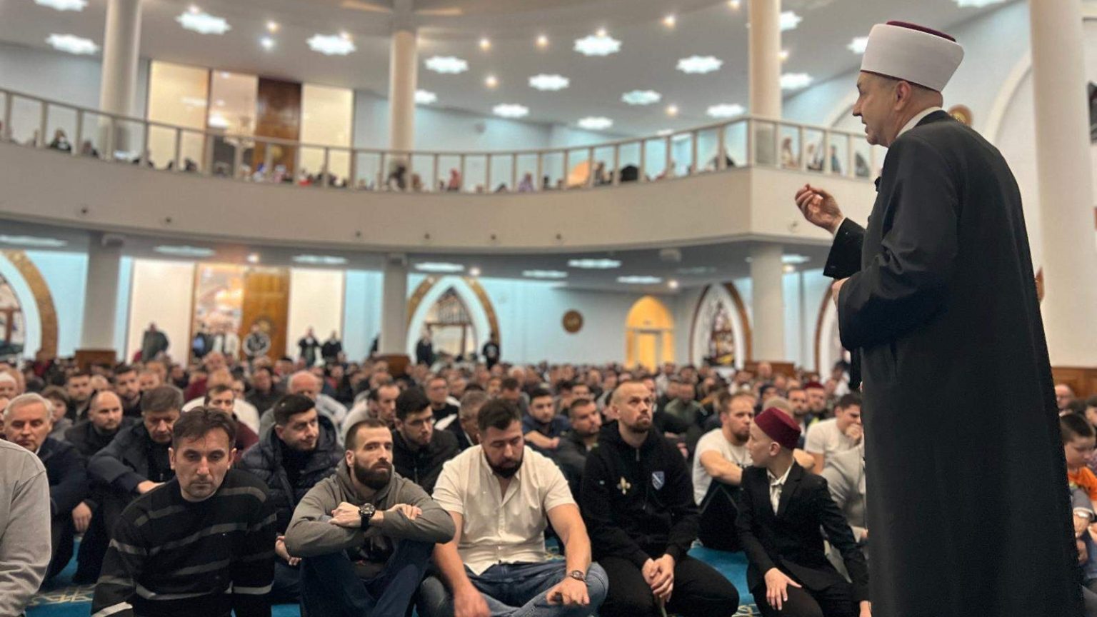 Lejletul-kadr: Muftija Grabus gost centralnog programa Medžlisa IZ ...